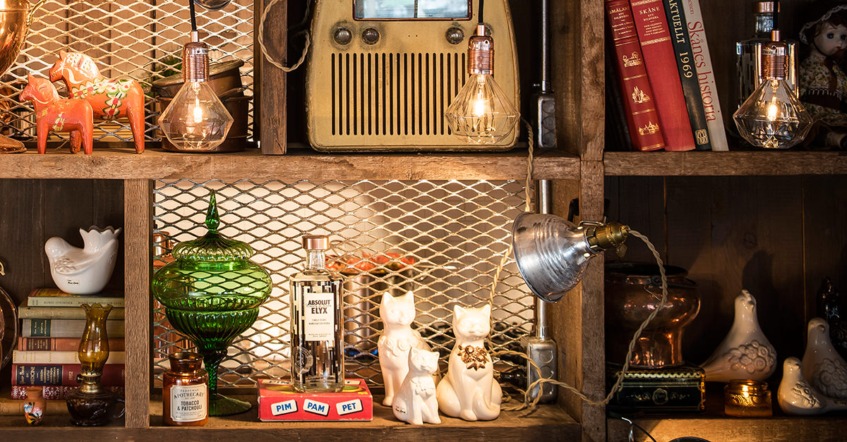 The Reinvention Of Absolut: How To Sell Luxury Vodka From The '80s In A ...