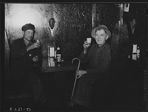 22 Photos Inside America's Rural Saloons Provide A Portrait Of ...