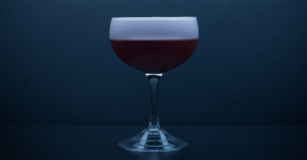 9 Classic Gin Cocktails Everyone Should Know How To Make | VinePair