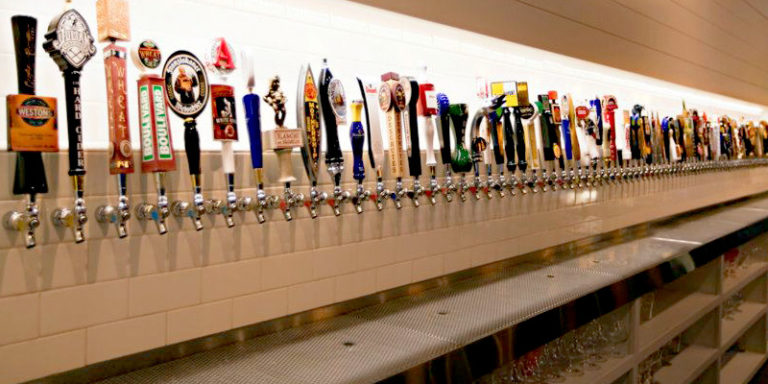 The 7 Best Bars With 100 Or More Beers On Tap | VinePair