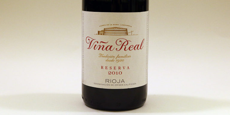 Review: Viña Real Reserva Rioja 2010 | VinePair