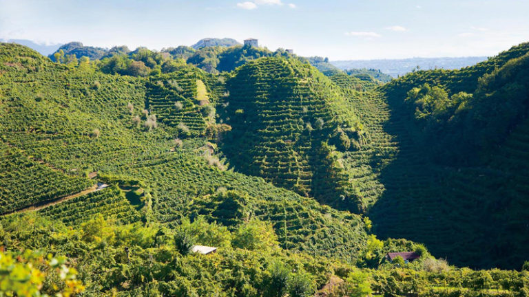 A Three-Day Trek Along Prosecco Road Is Italy’s Bubbliest, Best-Kept ...