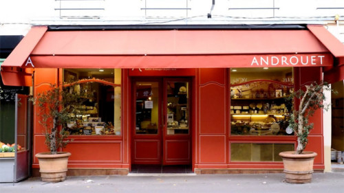 The Five Must-Visit Paris Cheese Shops, According to a Certified Cheese ...
