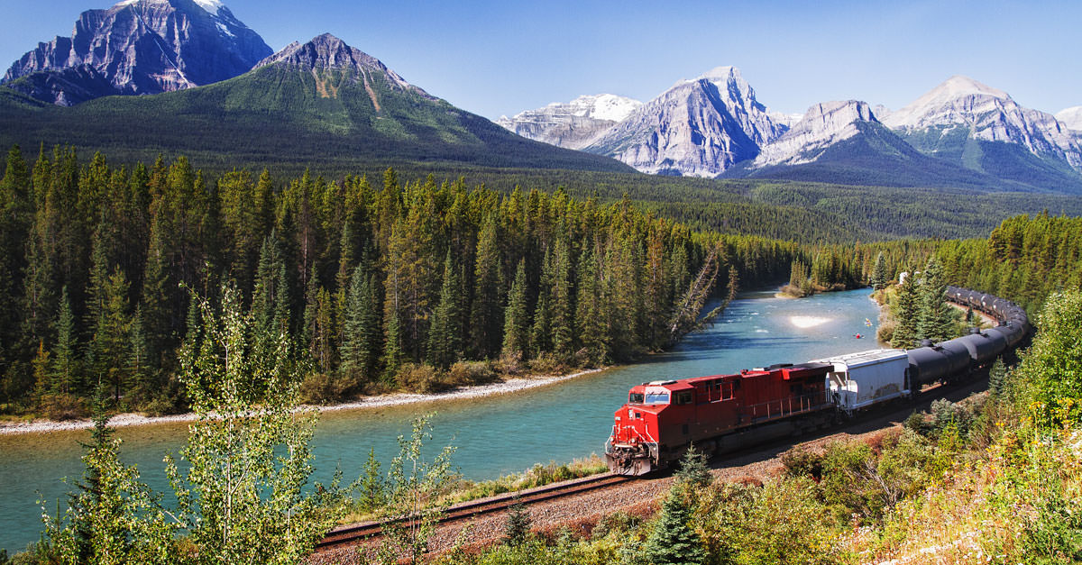 Chug-a-Lug: Seven of the Best Boozy Train Rides in America | VinePair