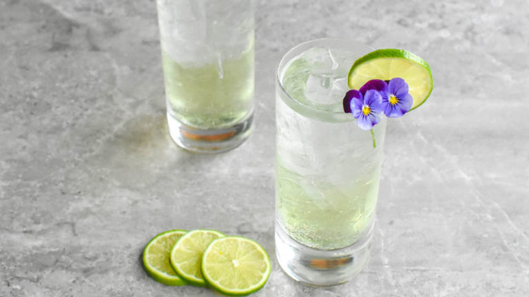 The Differences Between Green and Yellow Chartreuse, and How to Use ...