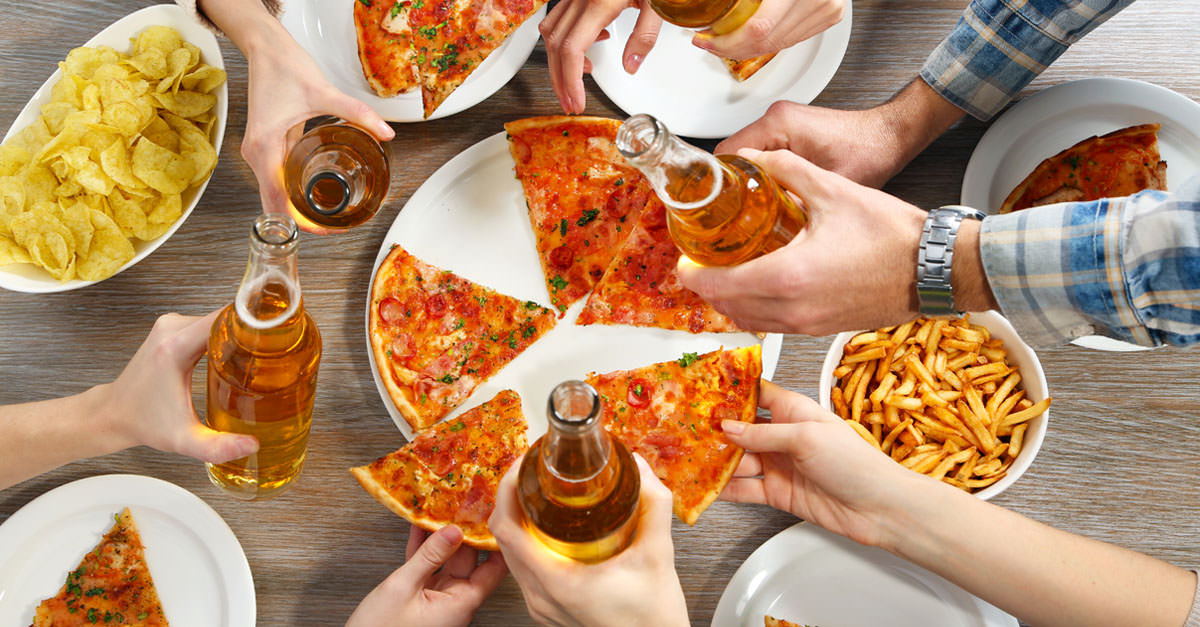 Study Reveals America’s Favorite Drunk Snacks | VinePair