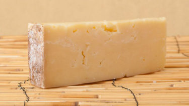 6 Cheddars That Are Anything but Basic (and What to Drink With Them ...