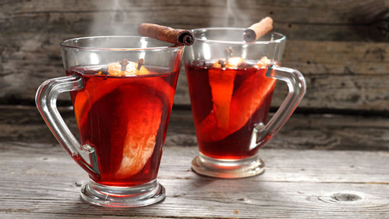 15 Of the Best Hot Cocktail Recipes to Make This Winter | VinePair