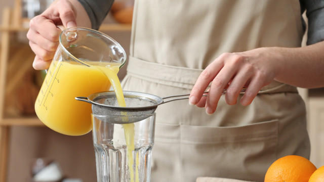 How to Juice: Getting the Most Out of Your Home Bar’s Fruit | VinePair