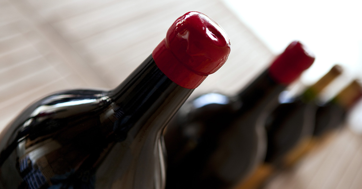 Can Foil-Free Bottles Help Solve Wine's Waste Problem? | VinePair