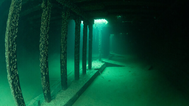 These Photos Show a Prohibition-Era Shipwreck Where Al Capone Once ...