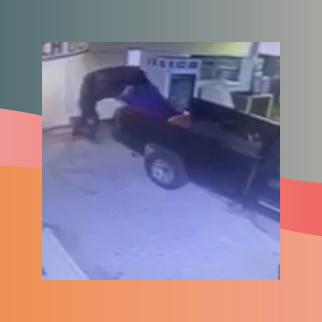 Watch: Florida Man Steals Captain Morgan Statue From Liquor Store ...