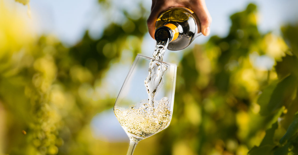 A Visual Guide to Aged White Wines | VinePair