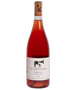 Pinot Grigio Is Finally Cool Thanks to This Historic Winemaking ...