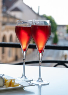 7 Cocktails to Make With Crème de Cassis | VinePair