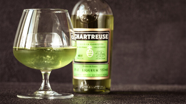 Pour These Beverages Over Ice Cream for a Boozy Sweet Treat | VinePair