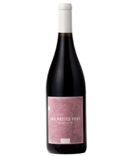 The 15 Best Chillable Red Wines for 2025 | VinePair